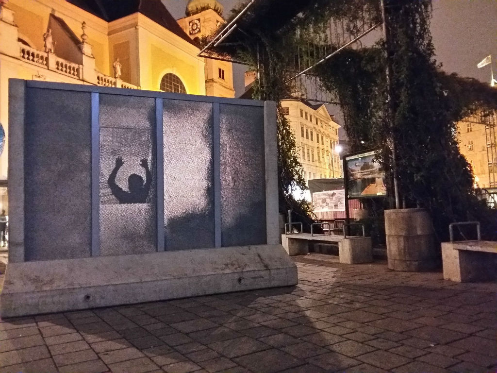 Fodor's Wall is back, now in the beating heart of Vienna's old town ...